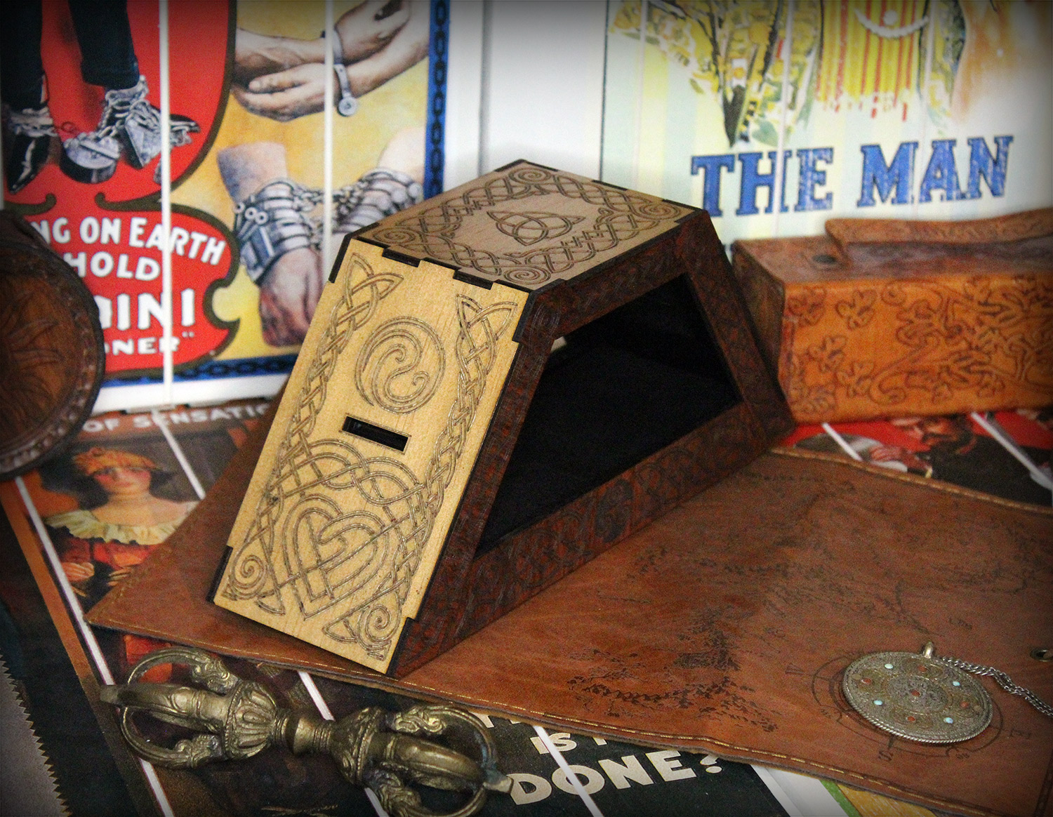 Divine Divide – Celtic Edition – Retro Rocketeers